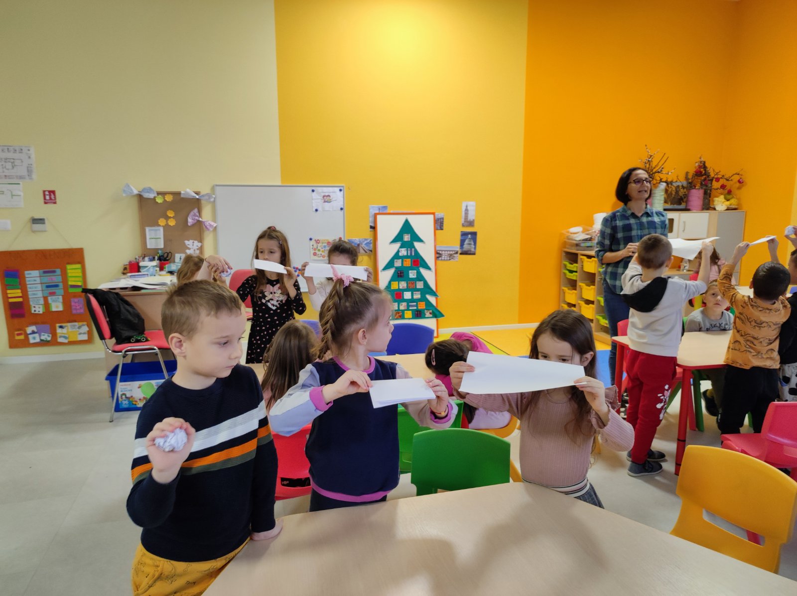 Leti li papir? - Vrtić Potočić